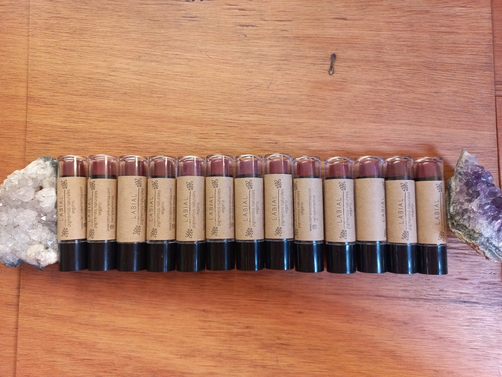 Labiales naturales – Tierra de Artemisa